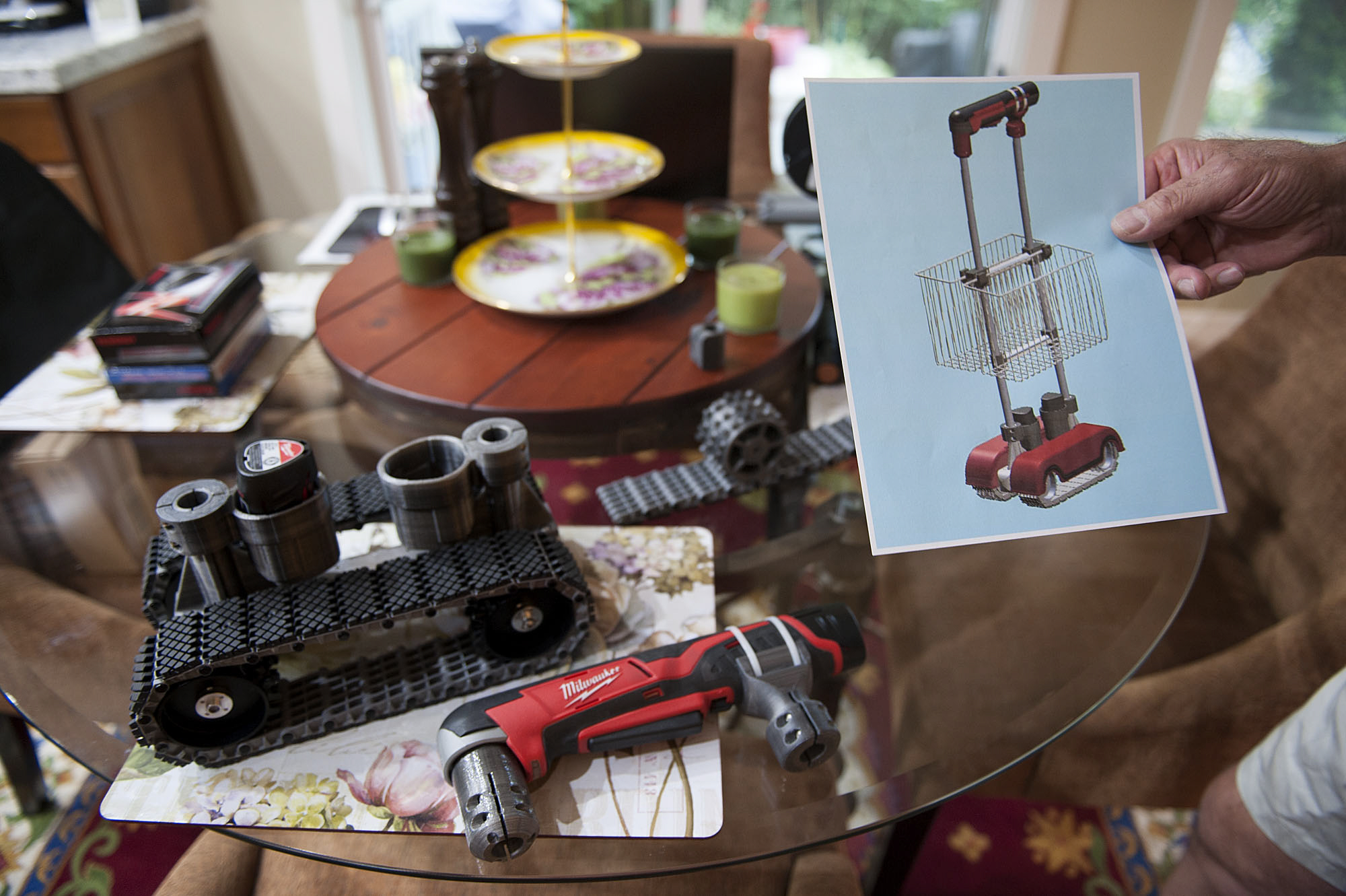 Father creates custom cane for his daughter | Patient Innovation