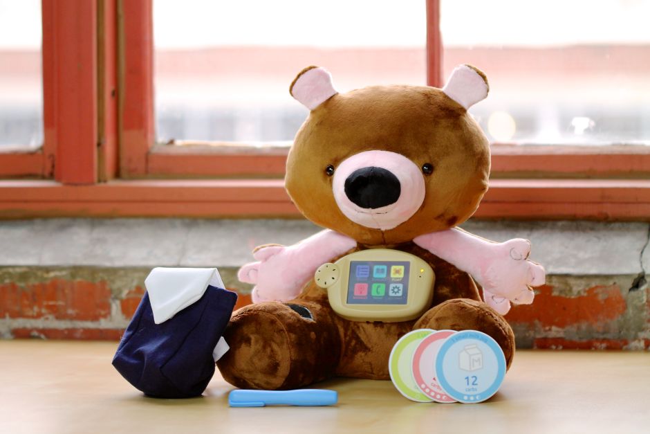 A special teddy bear helps teach Type 1 diabetic children about their ...