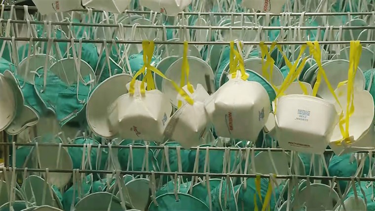 Couple develops system to decontaminate thousands of N95 masks ...